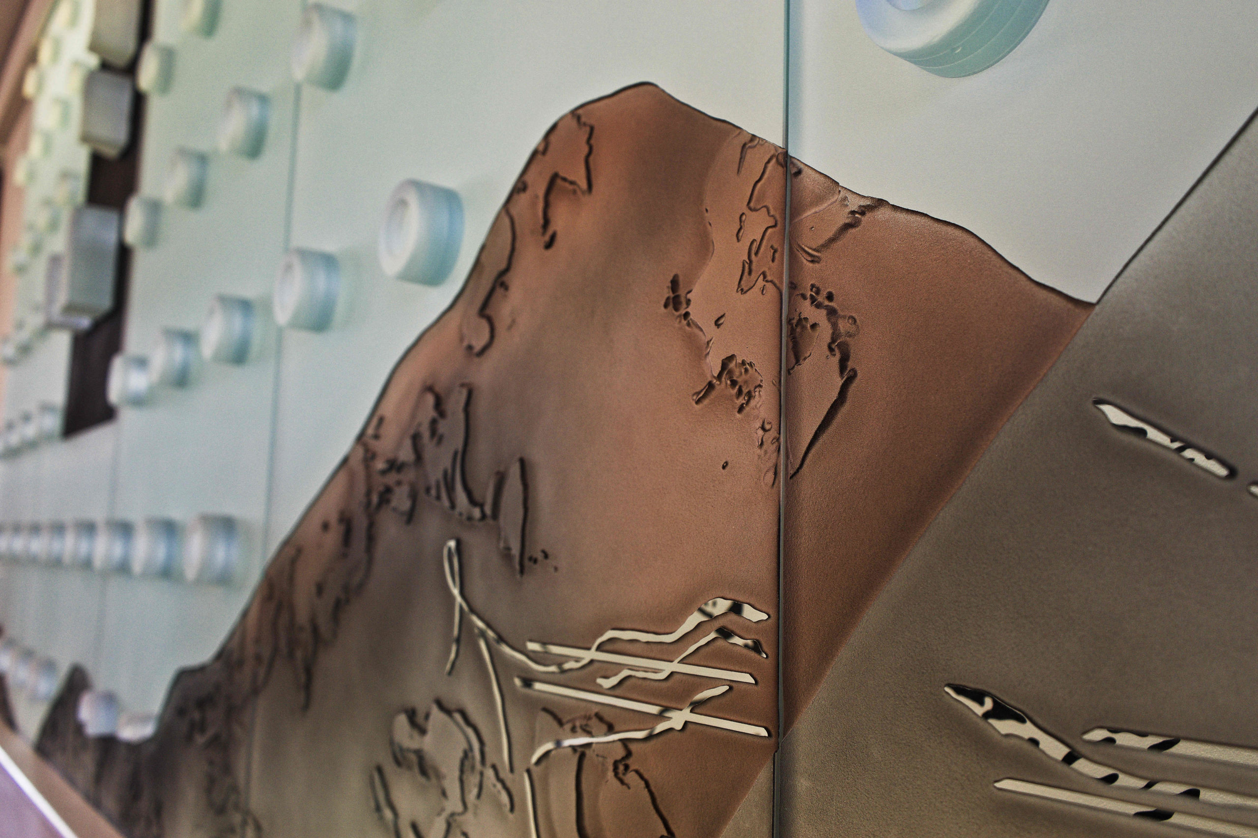 Warren Carther - The Canadian Clay and Glass Gallery