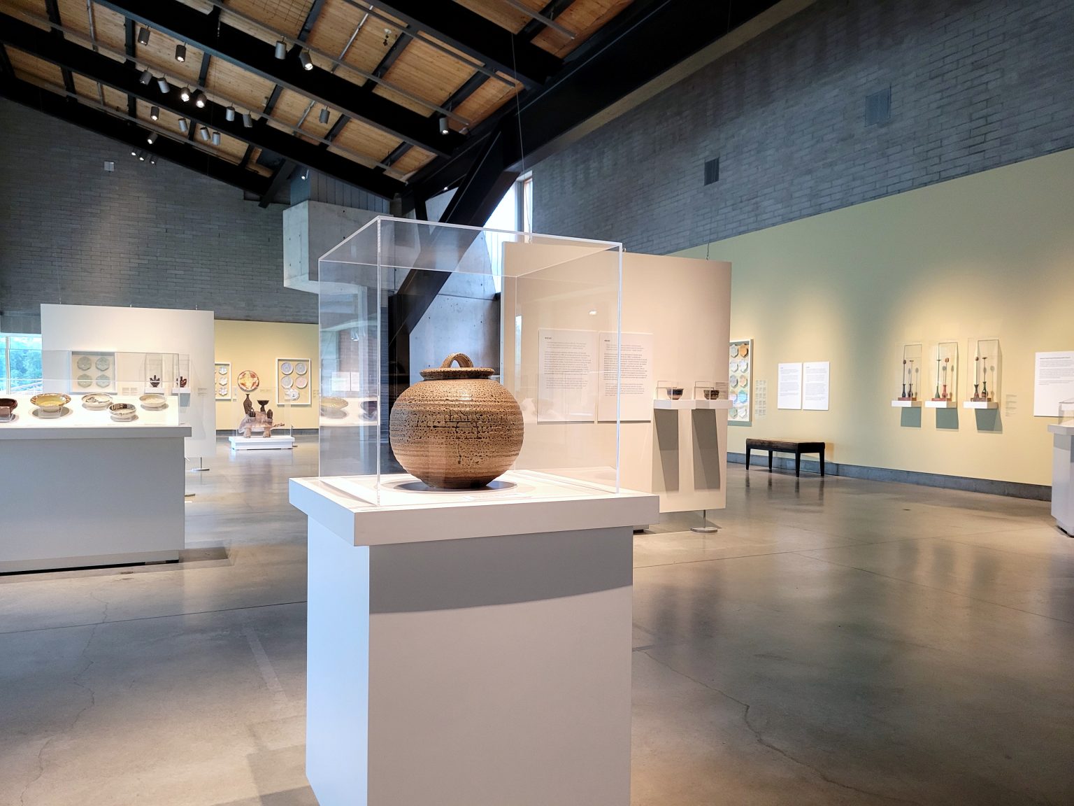 Past Exhibitions - The Canadian Clay and Glass Gallery